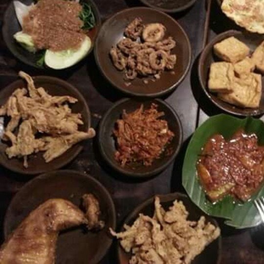 Waroeng SS Kelapa Dua - Menu, Review, Jam Buka, telepon & Alamat ...